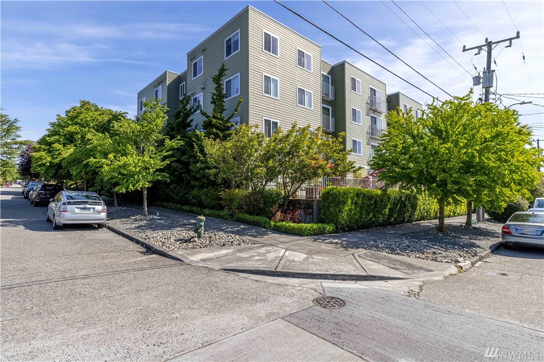 Allen Place - Condos For Sale at Allen Place in Seattle, WA | Wicklund