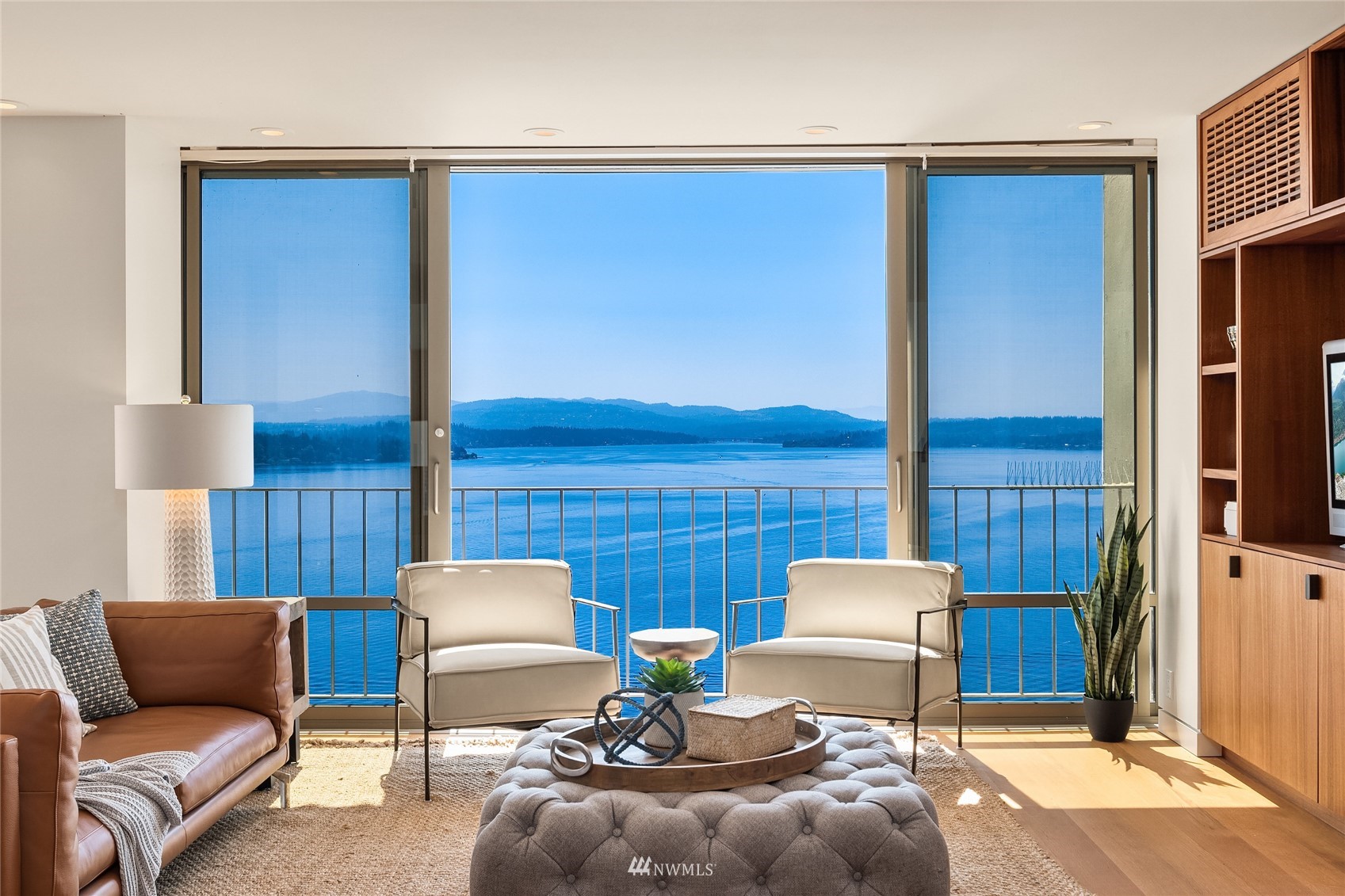 Washington Park Tower Condo, Seattle, WA - Condos For Sale