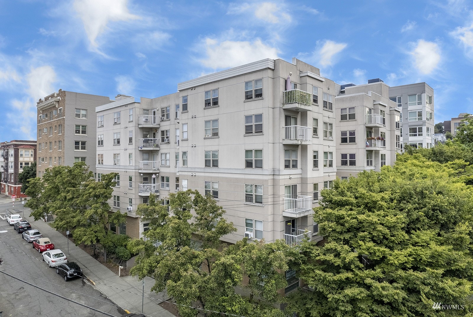 Ambassador II - Condos For Sale at Ambassador II in Seattle, WA | Wicklund