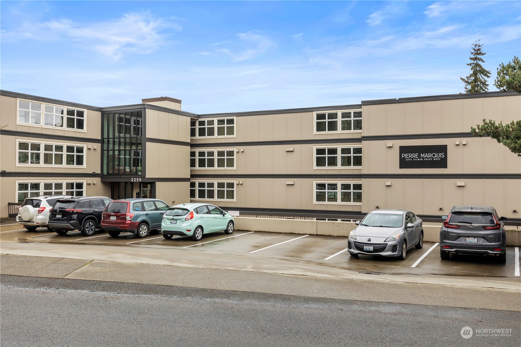 Pierre Marquis - Condos For Sale at Pierre Marquis in Seattle, WA ...