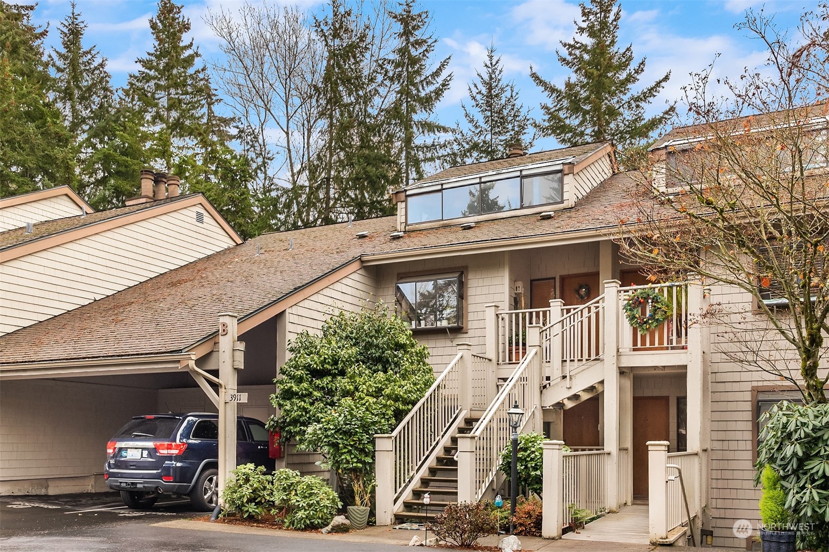Bellevue, WA Condos For Sale - Landcast.com