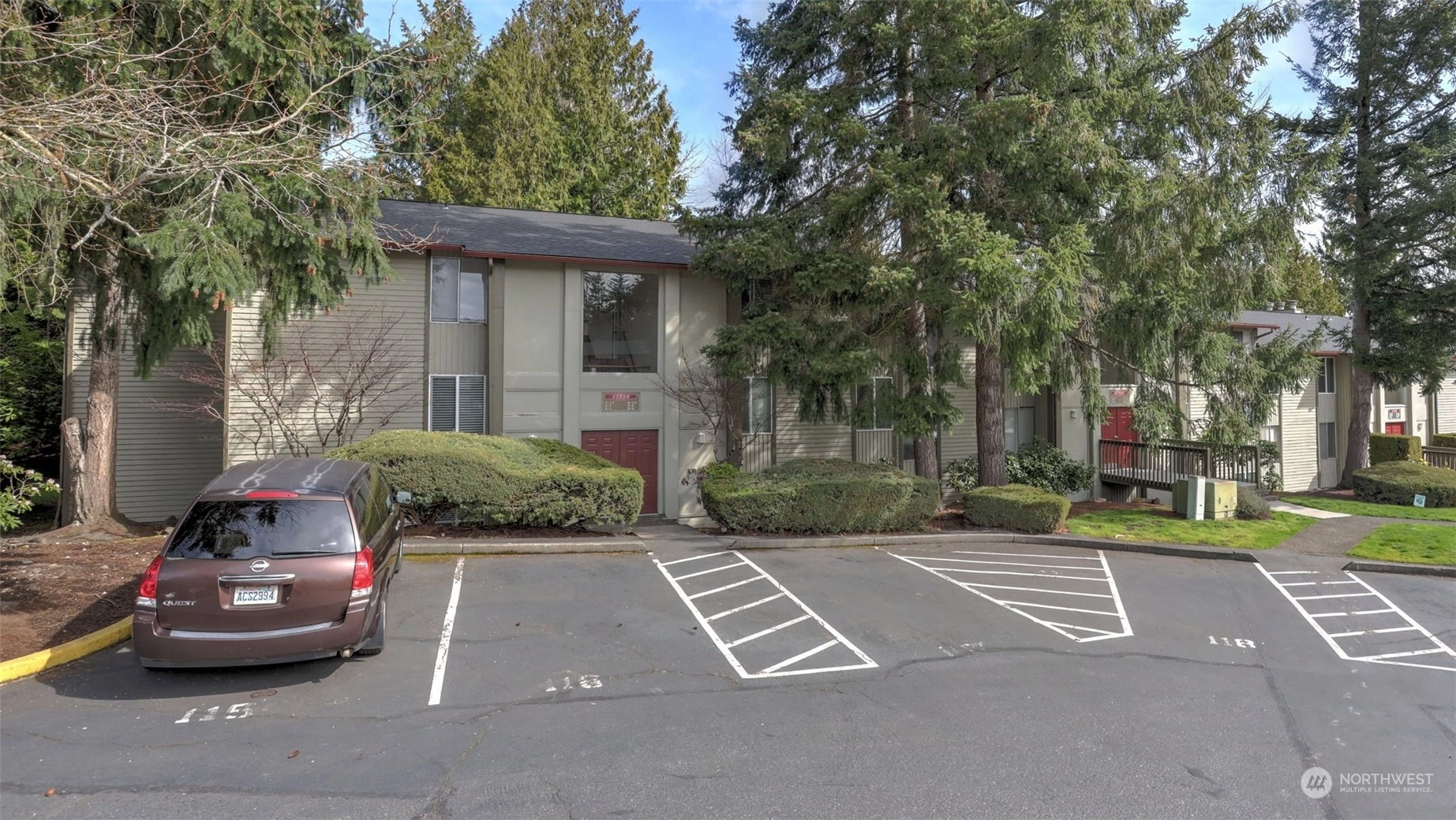 On the Green at Fairwood - Condos For Sale at On the Green at Fairwood ...