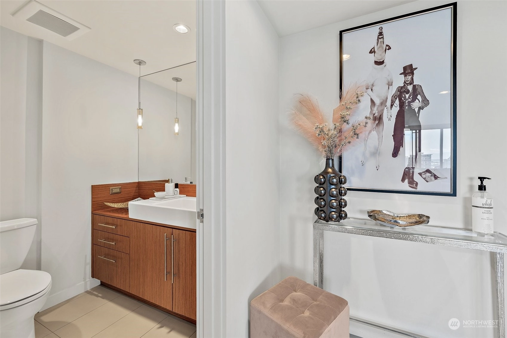 Royal Crest - Condos For Sale at Royal Crest in Seattle, WA | Wicklund