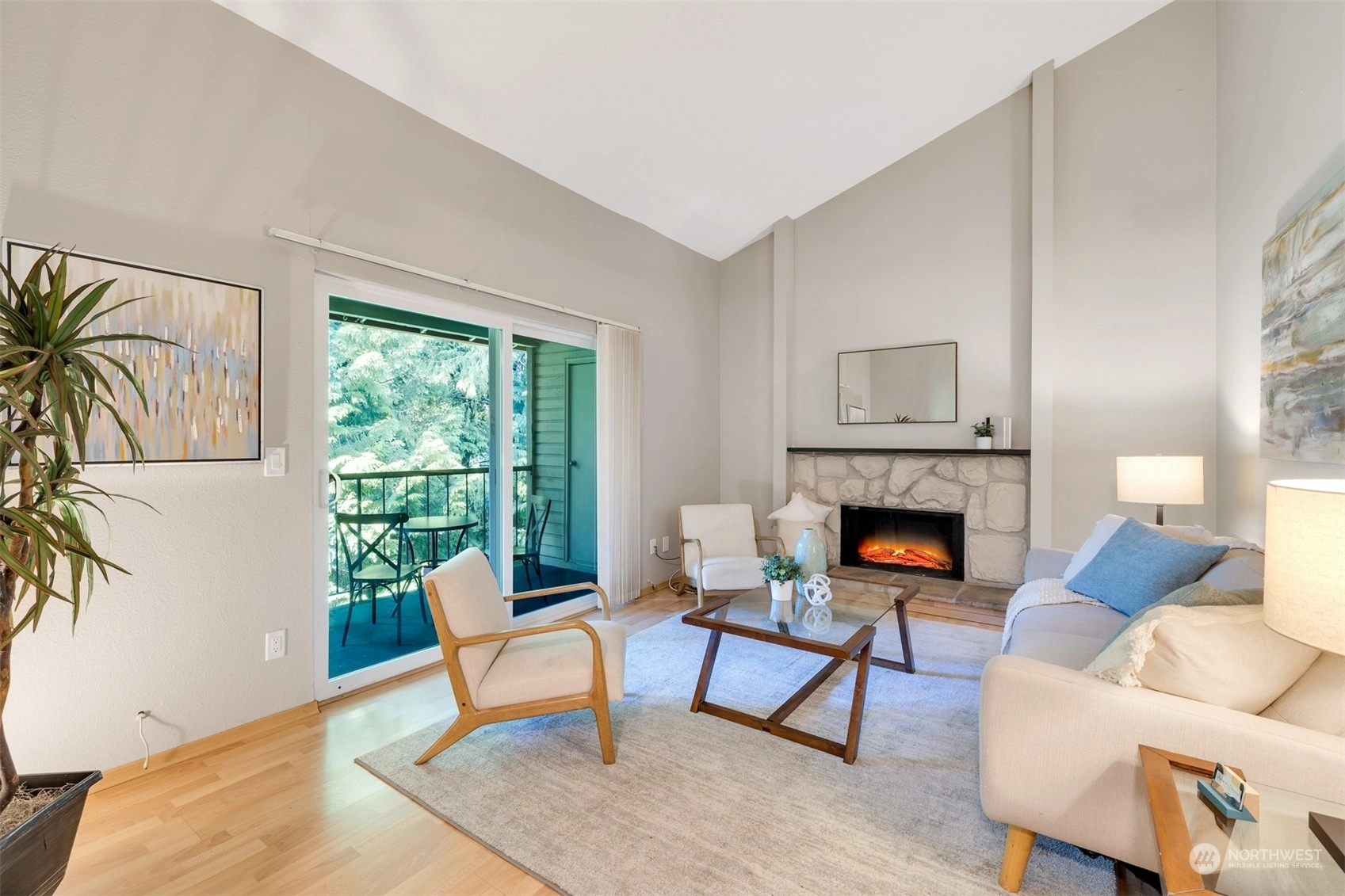 On the Green at Fairwood - Condos For Sale at On the Green at Fairwood ...