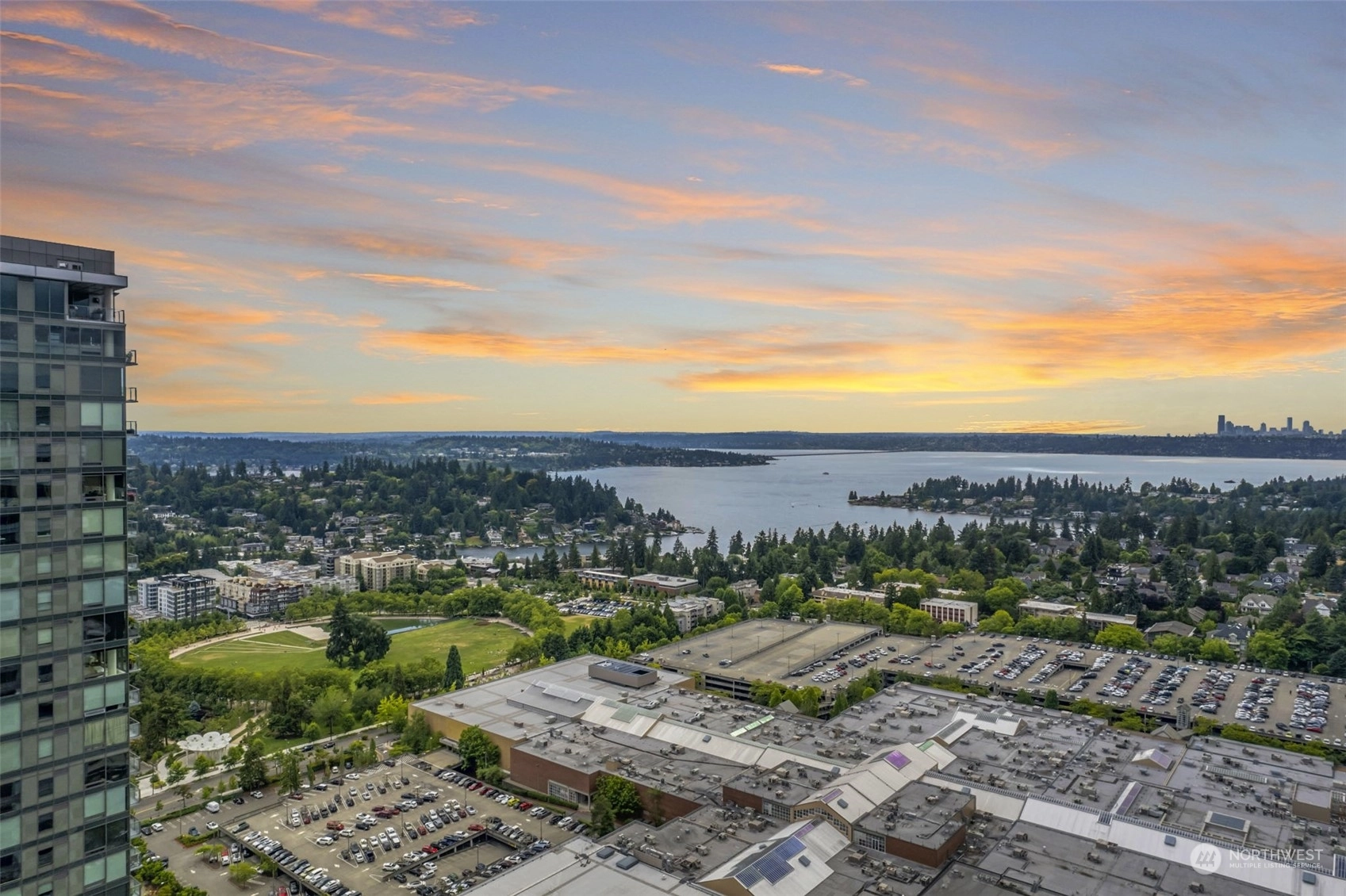 One Lincoln Tower - Condos For Sale at One Lincoln Tower in Bellevue ...