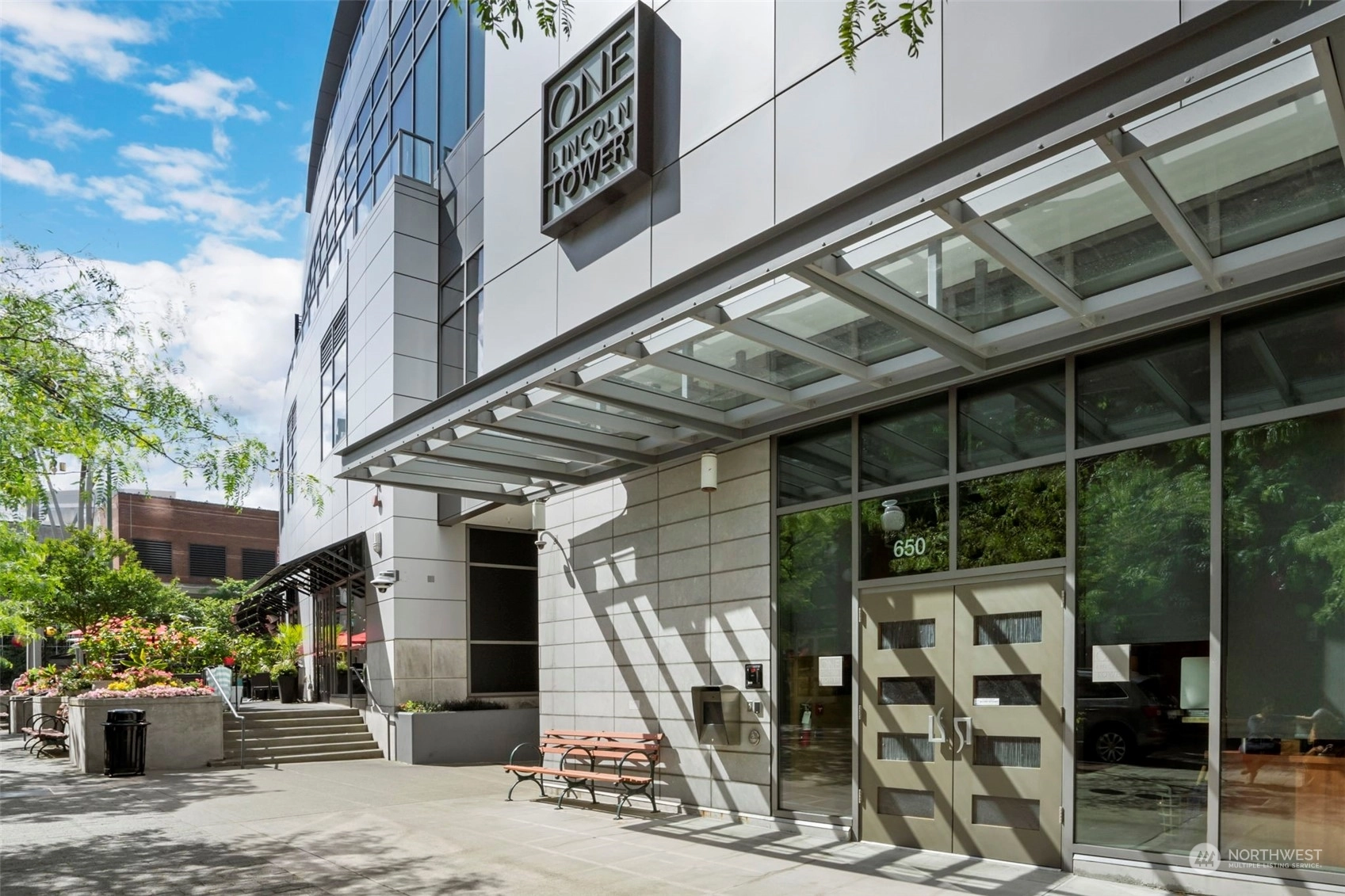 One Lincoln Tower - Condos For Sale at One Lincoln Tower in Bellevue ...