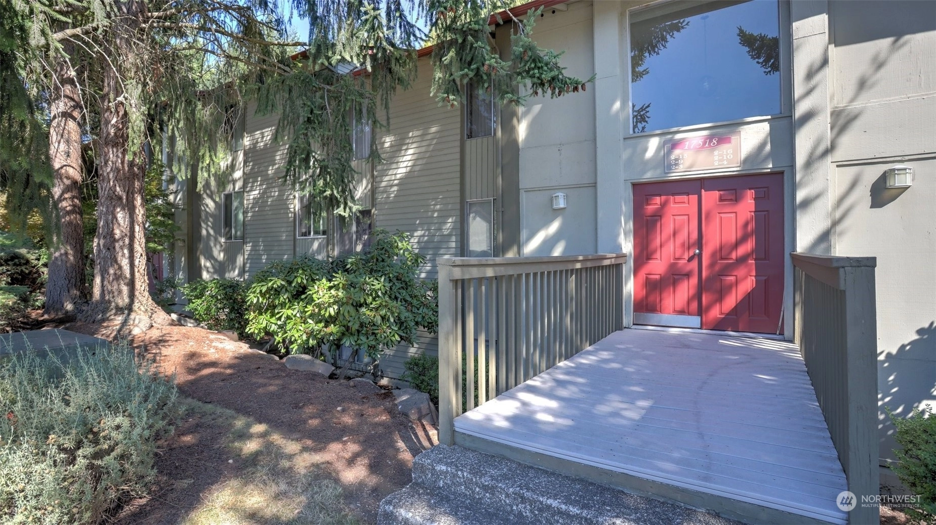 On the Green at Fairwood - Condos For Sale at On the Green at Fairwood ...