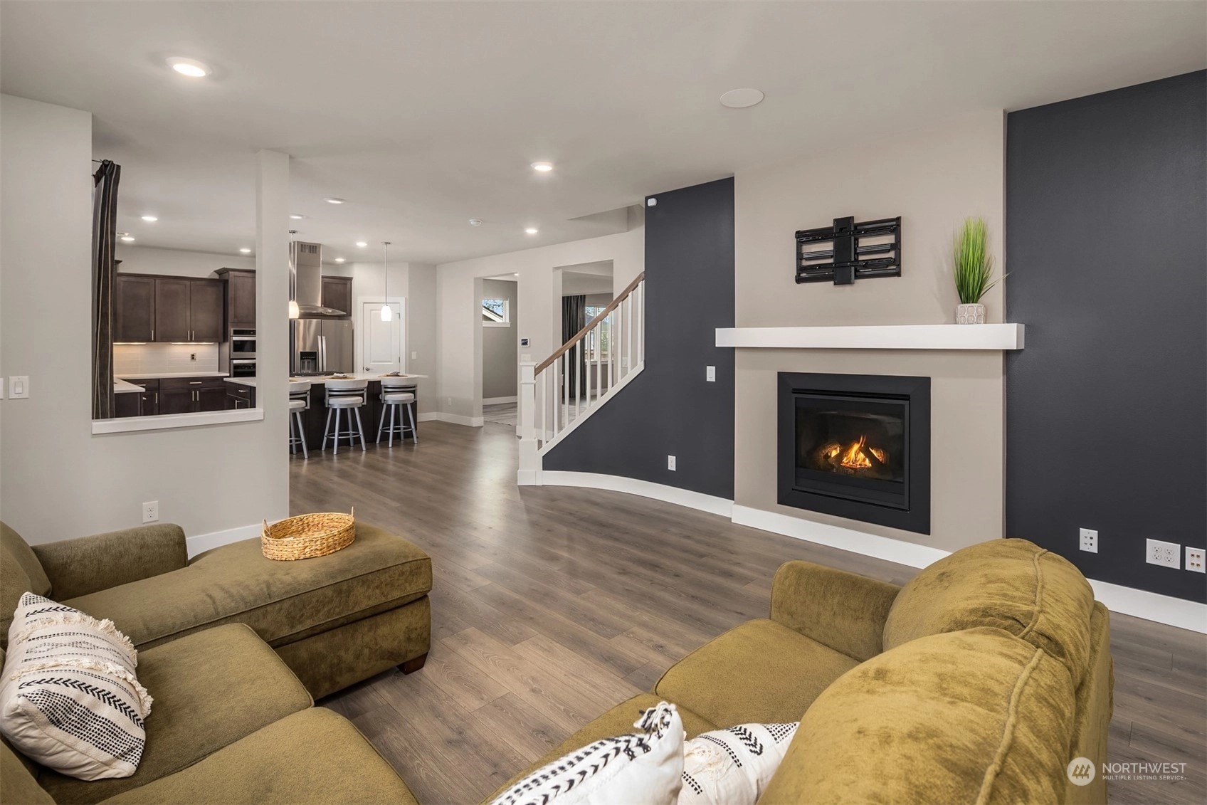 The Enclave at Harbor Hill - Homes For Sale in The Enclave at Harbor ...