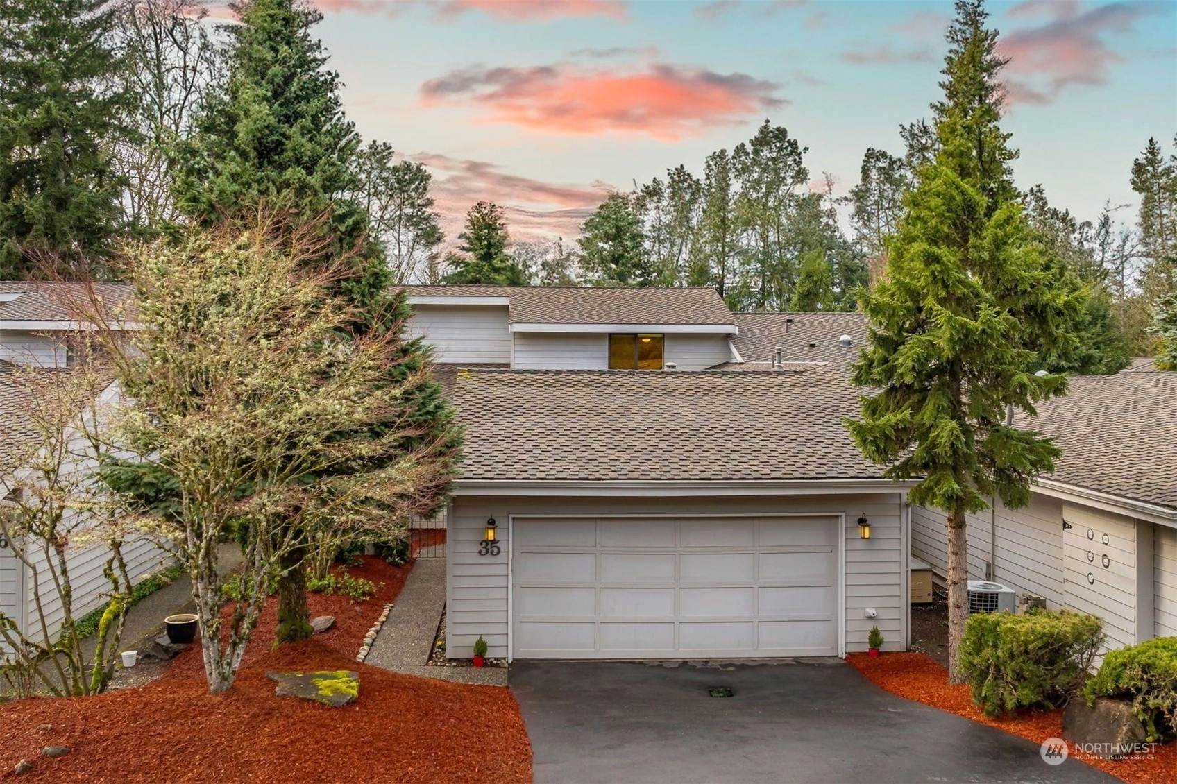 Copper Tree - Townhomes and Townhouses For Sale at Copper Tree in Mill ...